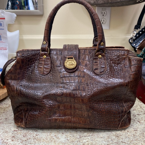 Brahmin | Bags | Brahmin Pecan Melbourne Croc Embossed Vintage Brown ...